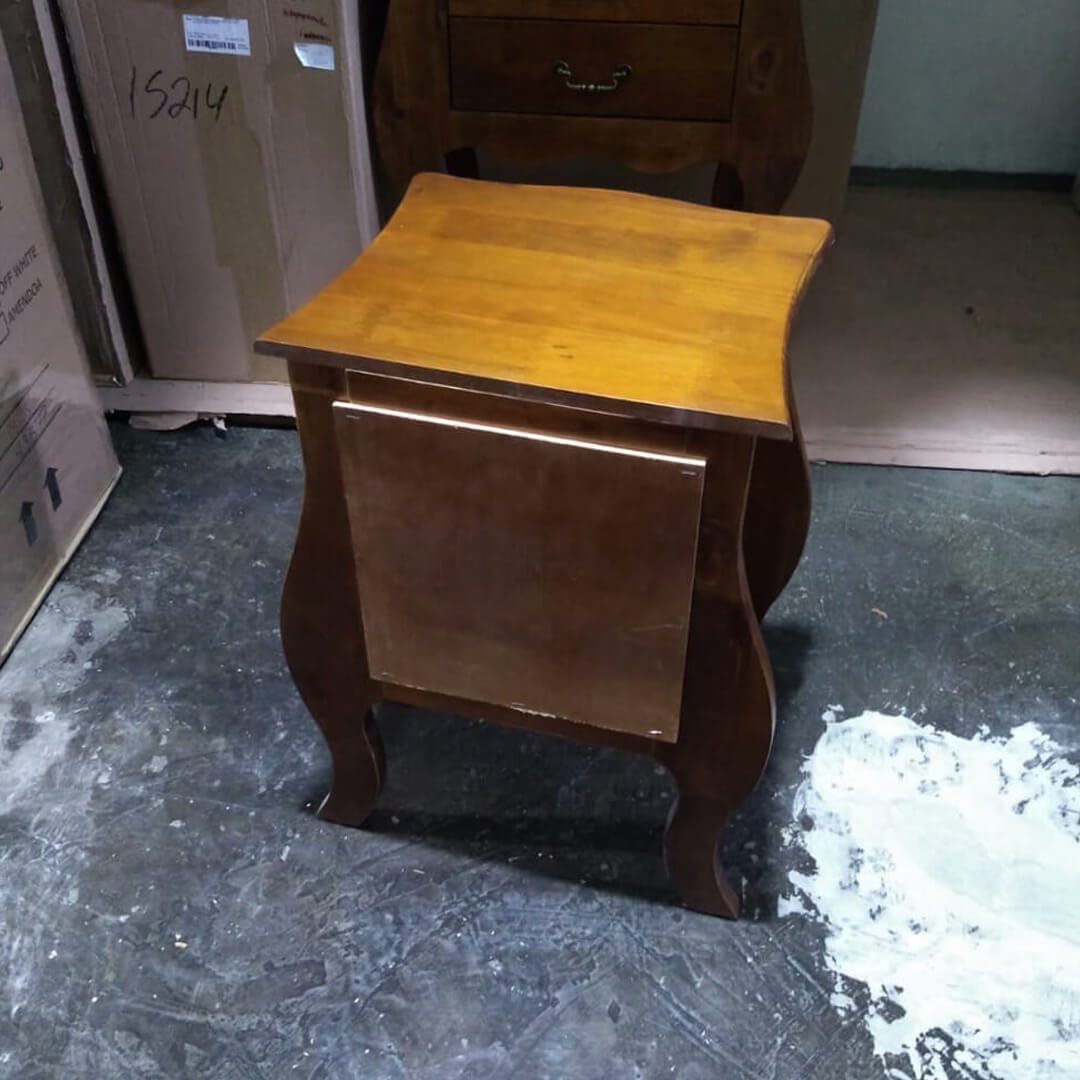 Cômoda De Cabeceira Bombê 2 Gavetas 1026 Imbúia Glazer | MadeiraMadeira