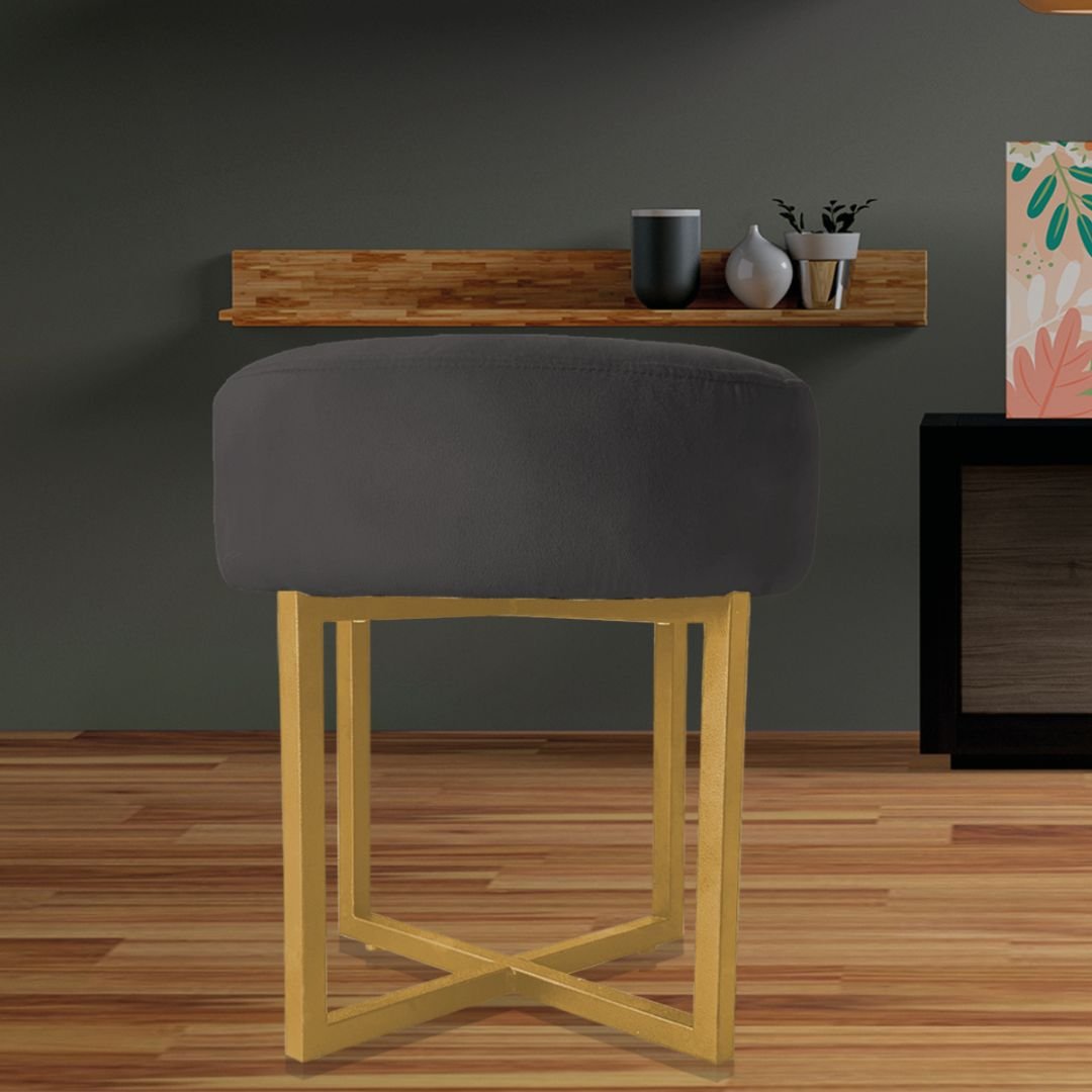Kit 05 Puff Decorativo Madrid Base Dourado Assento Suede Cinza ...
