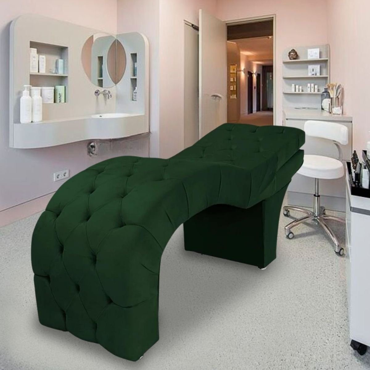 Maca Estética Estofada Reclinável Ergonômica Spa Suede Yara:Verde | MadeiraMadeira