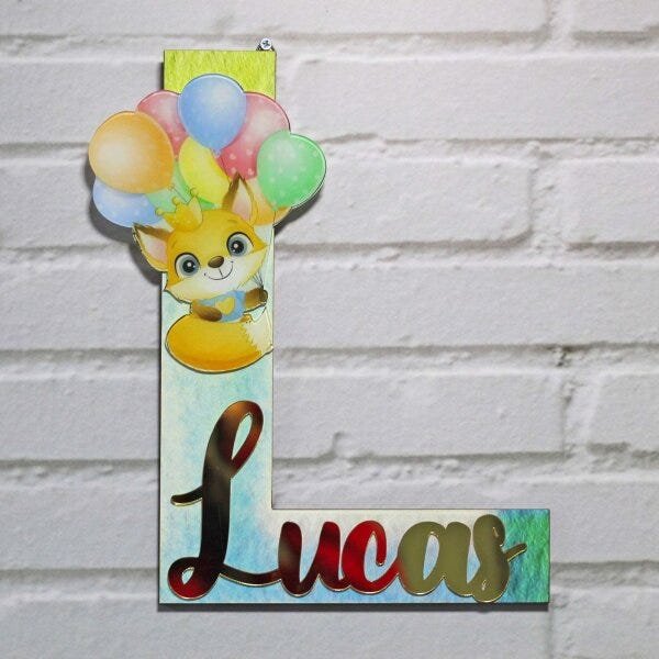 PLACA DECORATIVA LUCAS Único | MadeiraMadeira