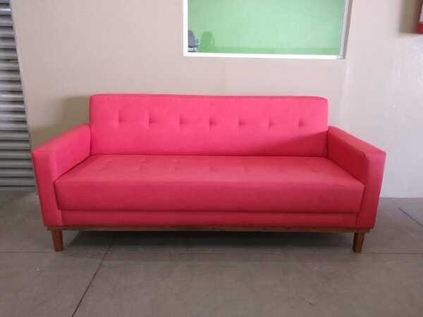 Sofá Kek 3 Lugares 1,80M Pé Base Acquablock Vermelho | MadeiraMadeira