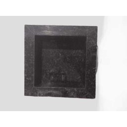 NICHO EM GRANITO VERDE UBATUBA 30X30 | MadeiraMadeira