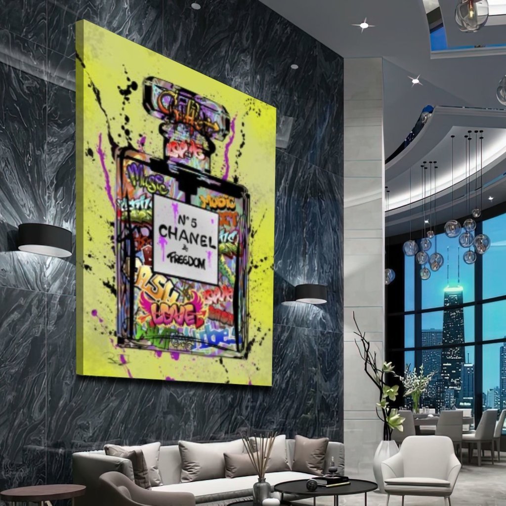Quadro Perfume Chanel Sreet Art:120x80 cm/DOURADA | MadeiraMadeira