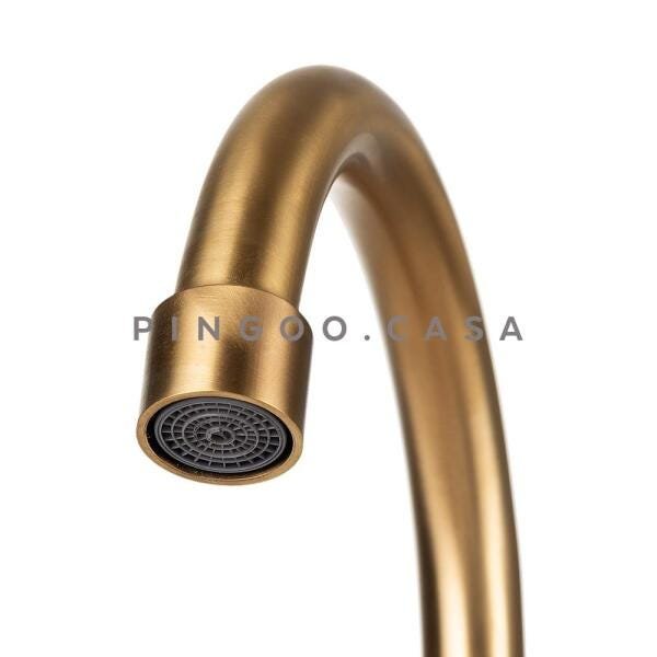 Torneira Para Cozinha Em Aço Inox Escovado Aporé Pingoo Casa Dourado