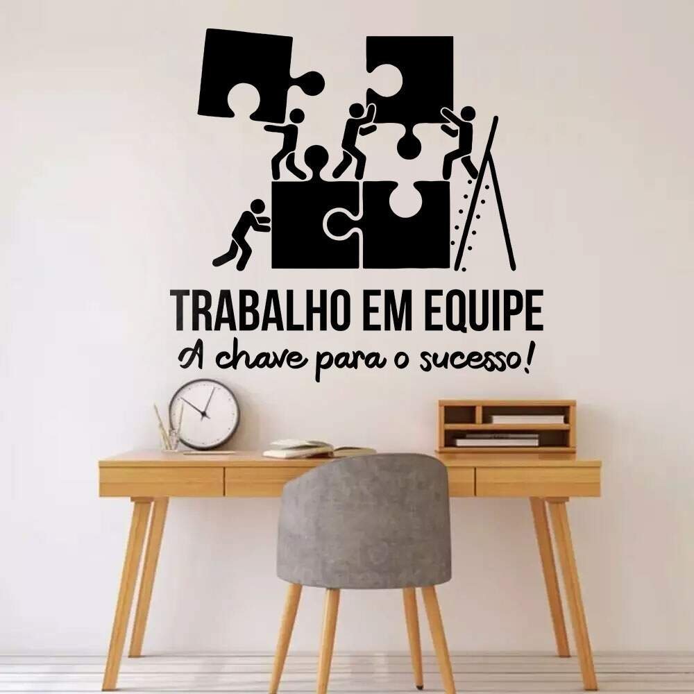 Adesivo de Parede Frase Trabalho em Equipe-Grande 75x71cm | MadeiraMadeira