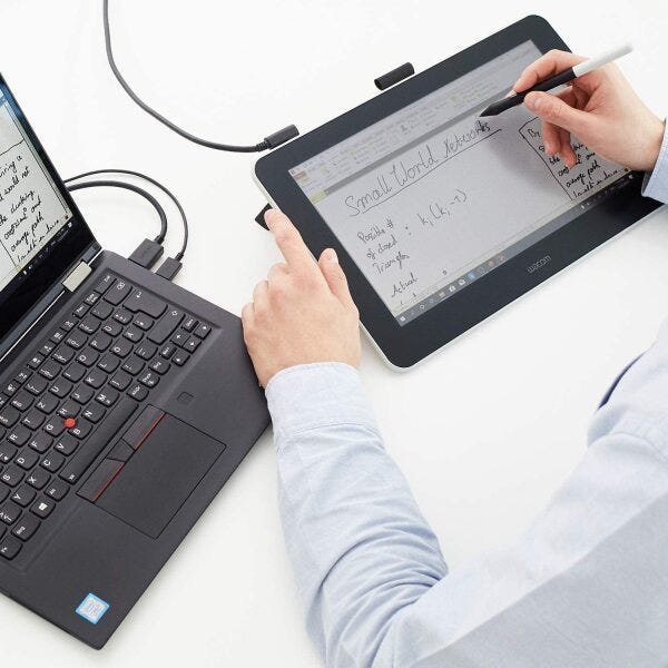 Mesa Digitalizadora Wacom One Creative Pen Display DTC133W0A1 | MadeiraMadeira