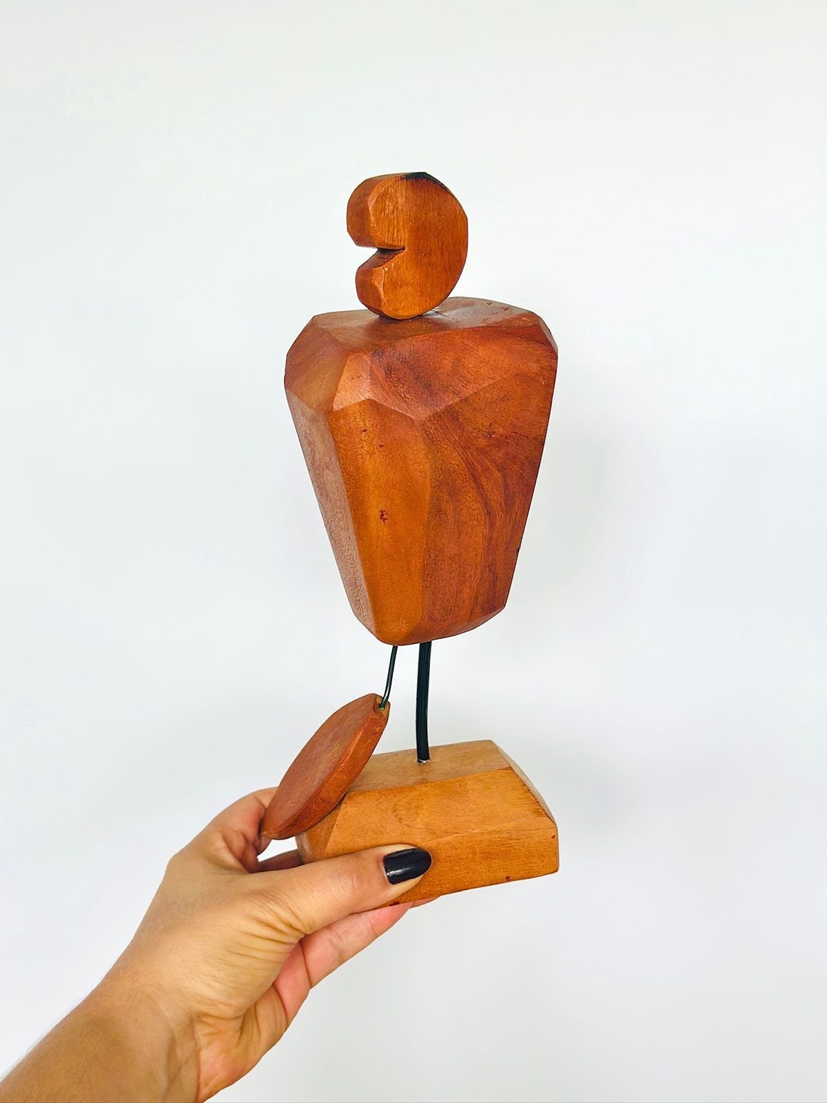 Escultura Caju em Madeira - Decoração Artesanal de Sergipe | MadeiraMadeira