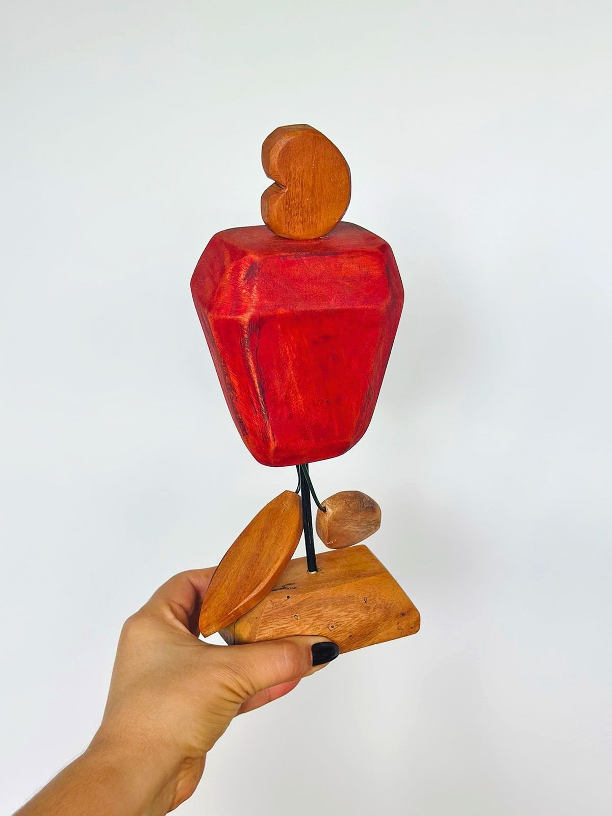 Escultura Caju em Madeira - Decoração Artesanal de Sergipe | MadeiraMadeira