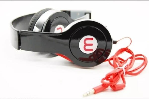 Fone de Ouvido Headphone Modelo Dm 5998 Preto | MadeiraMadeira