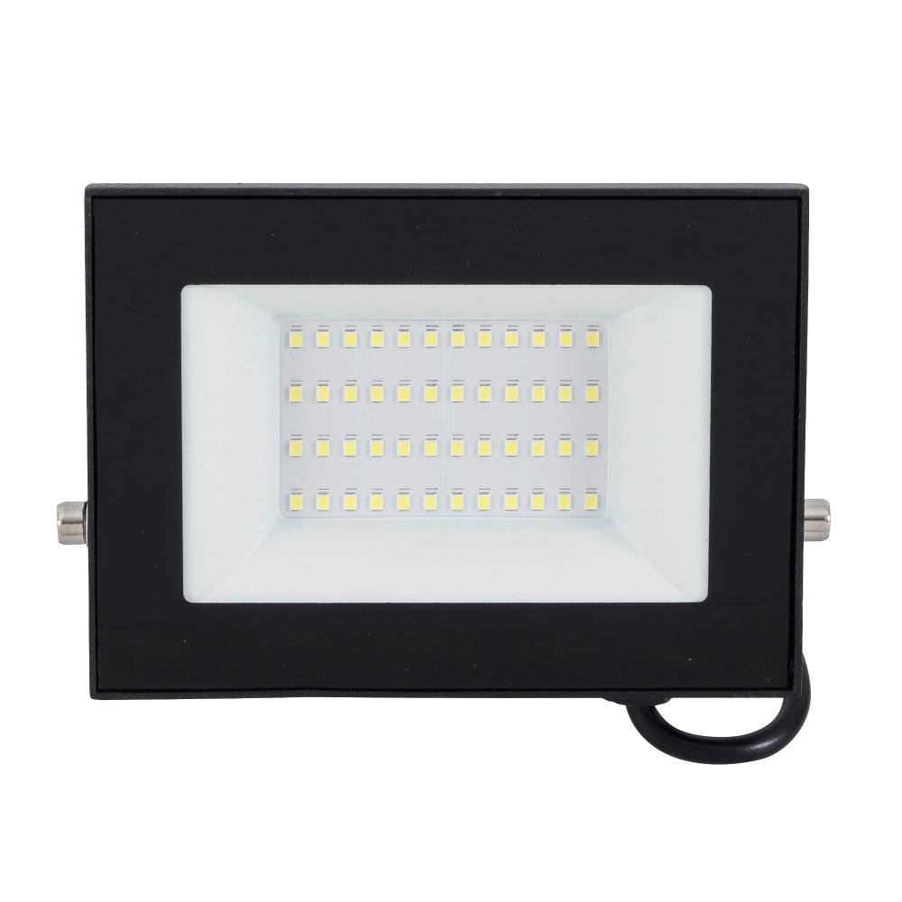 Refletor Led 50W 3000K - Bivolt - Preto 25000H | MadeiraMadeira