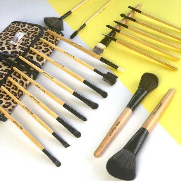 Kit Miss Frandy 18 Pincéis Profissionais PM19-0533 ( Nécessaire Inclusa ...