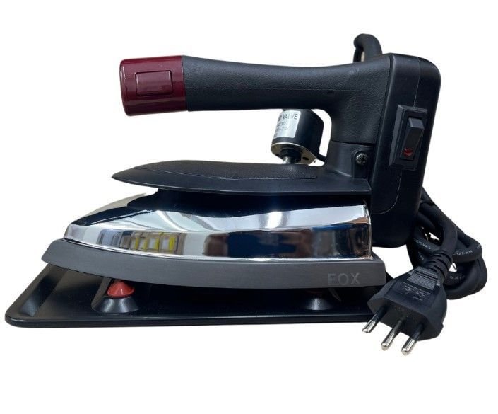 Ferro a Vapor Industrial. 3,5 Litros C/ Resev. Aguá-220v | MadeiraMadeira