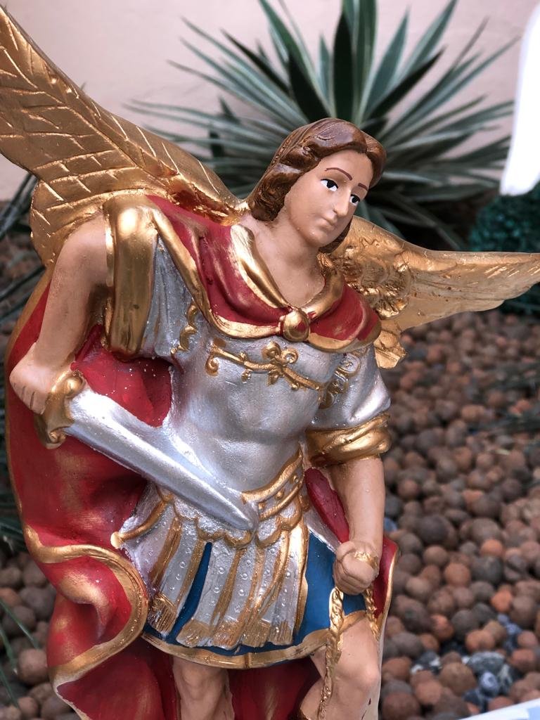 Imagem Religiosa São Miguel Arcanjo 30Cm | MadeiraMadeira