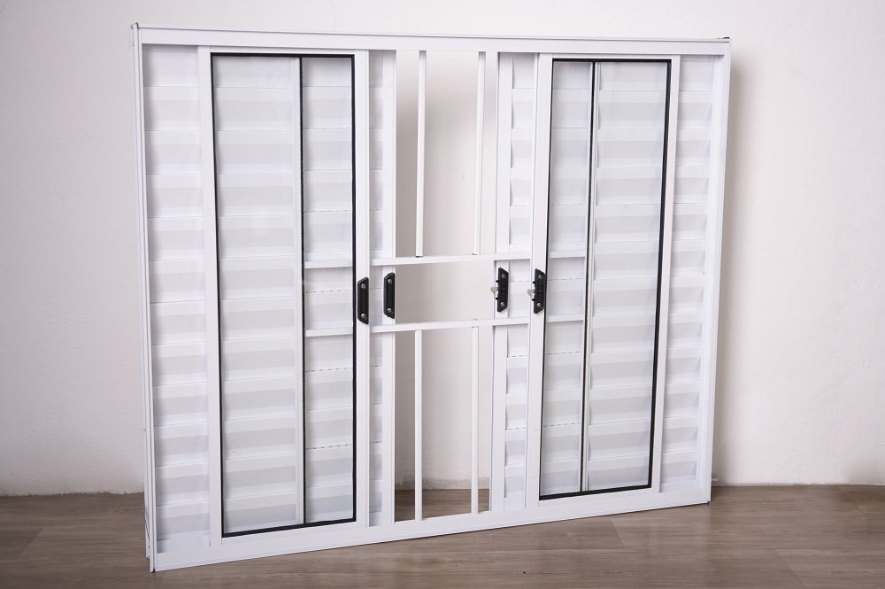 Veneziana em Aluminio branco com 06 folhas com grade:1,20X2,00/1,20X2 ...