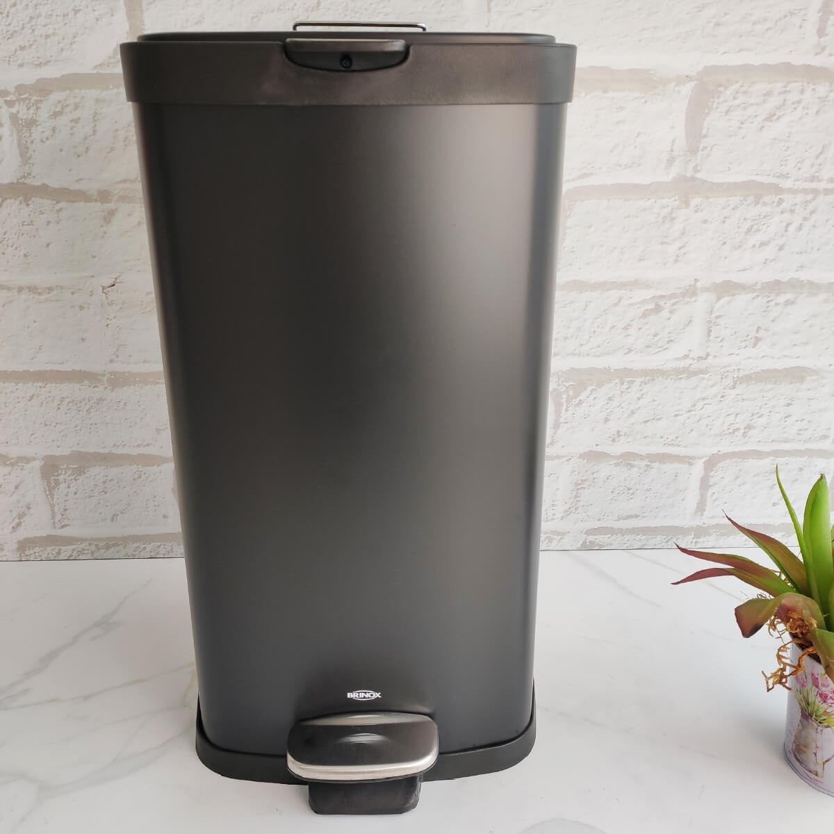 Lixeira 20L de Cozinha Lavanderia com Pedal e Balde Interno com Alça ...