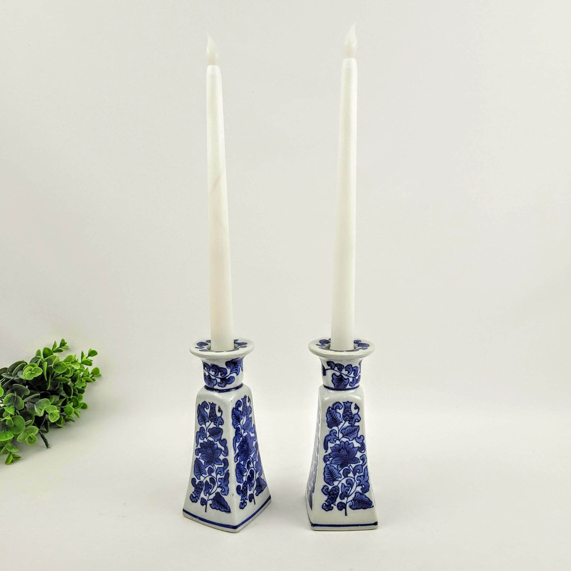 Castiçal Azul E Branco 15x6cm Candelabro Porcelana Kit 2pc | MadeiraMadeira