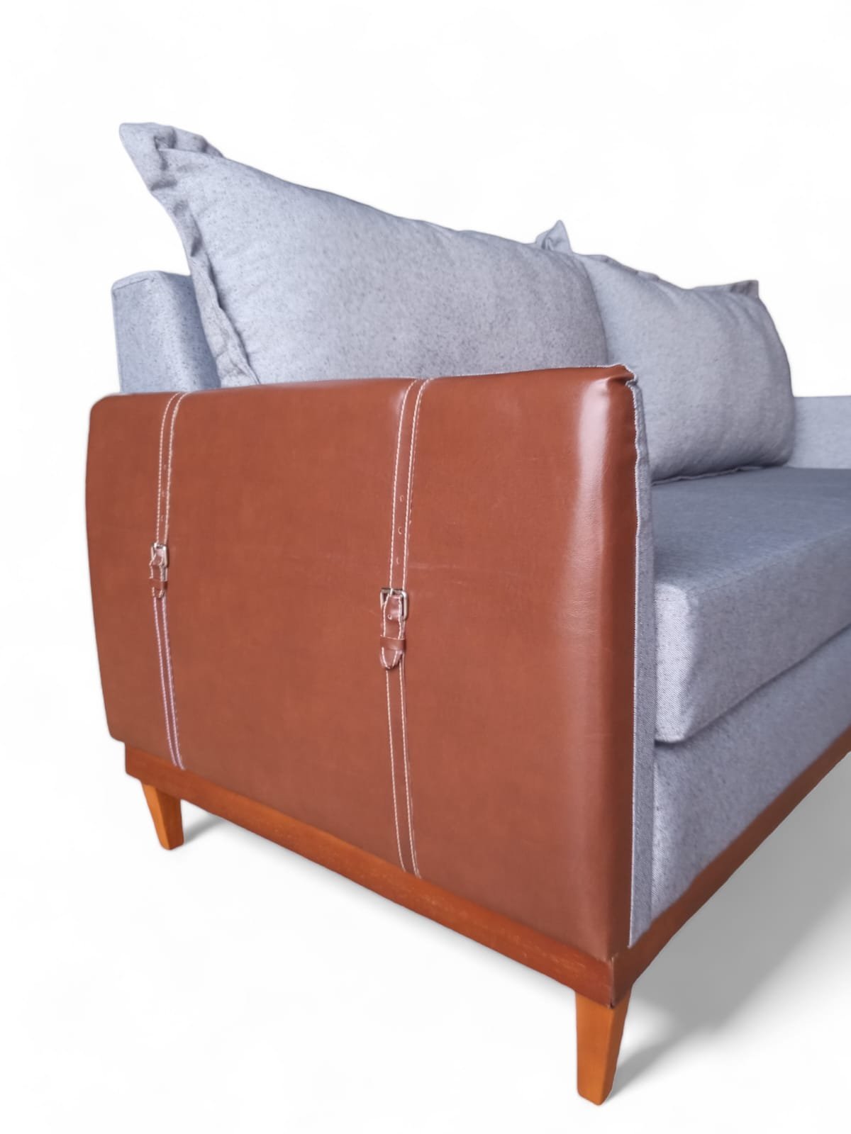 Sofá Évora Slim LIving 3 Lugares Linho Cinza M01 e Couro Sintético ...