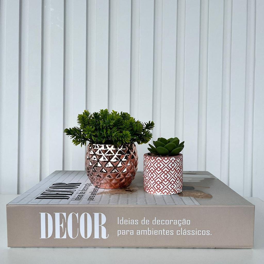 Decoração sala livro caixa fake + vaso cachepô + mini vaso | MadeiraMadeira