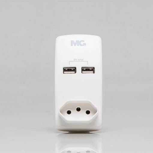 Plug 2p+t Adaptador com 2 Tomadas Usb + 1 Tomada 2p+t 10a Mg ...