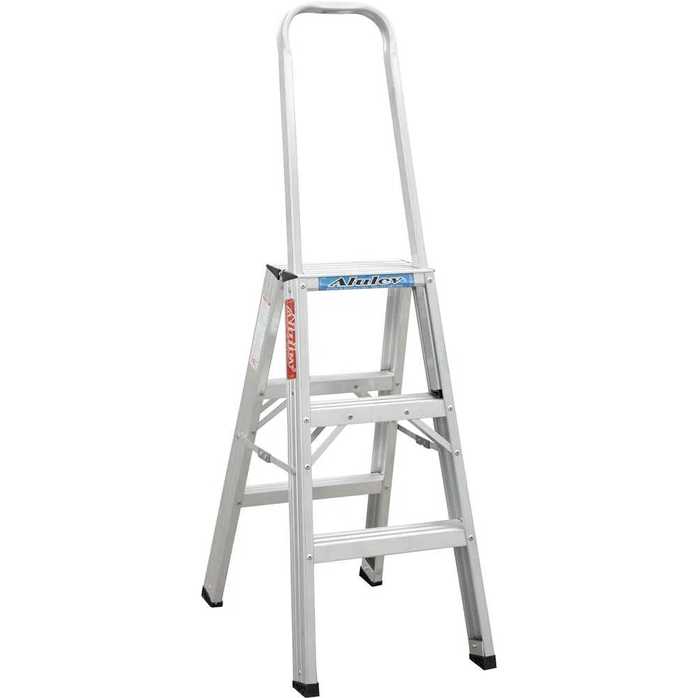 Escada de Alumínio Profissional com Alça 3 Degraus AP203 - Alulev ...