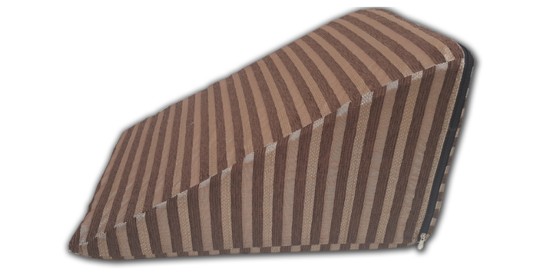 Puff Triangular Pro Saúde Espuma D23 Marrom Moflex 39x60x60 ...