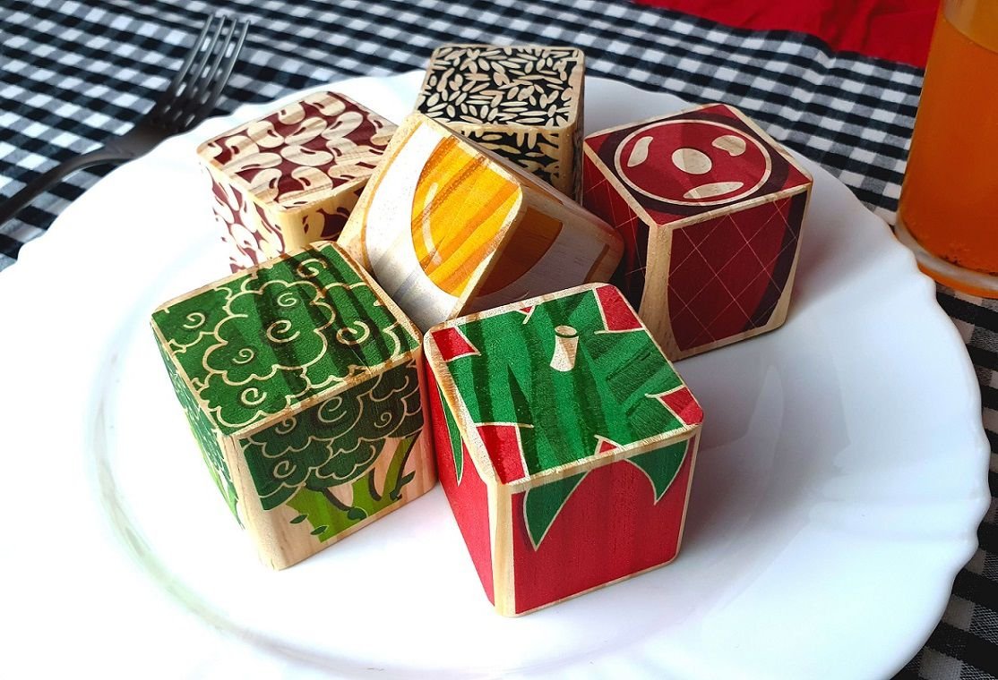 Brinquedo de madeira Kit Marmita - 6 cubos, da ULLA - Cód. U-C6F ...