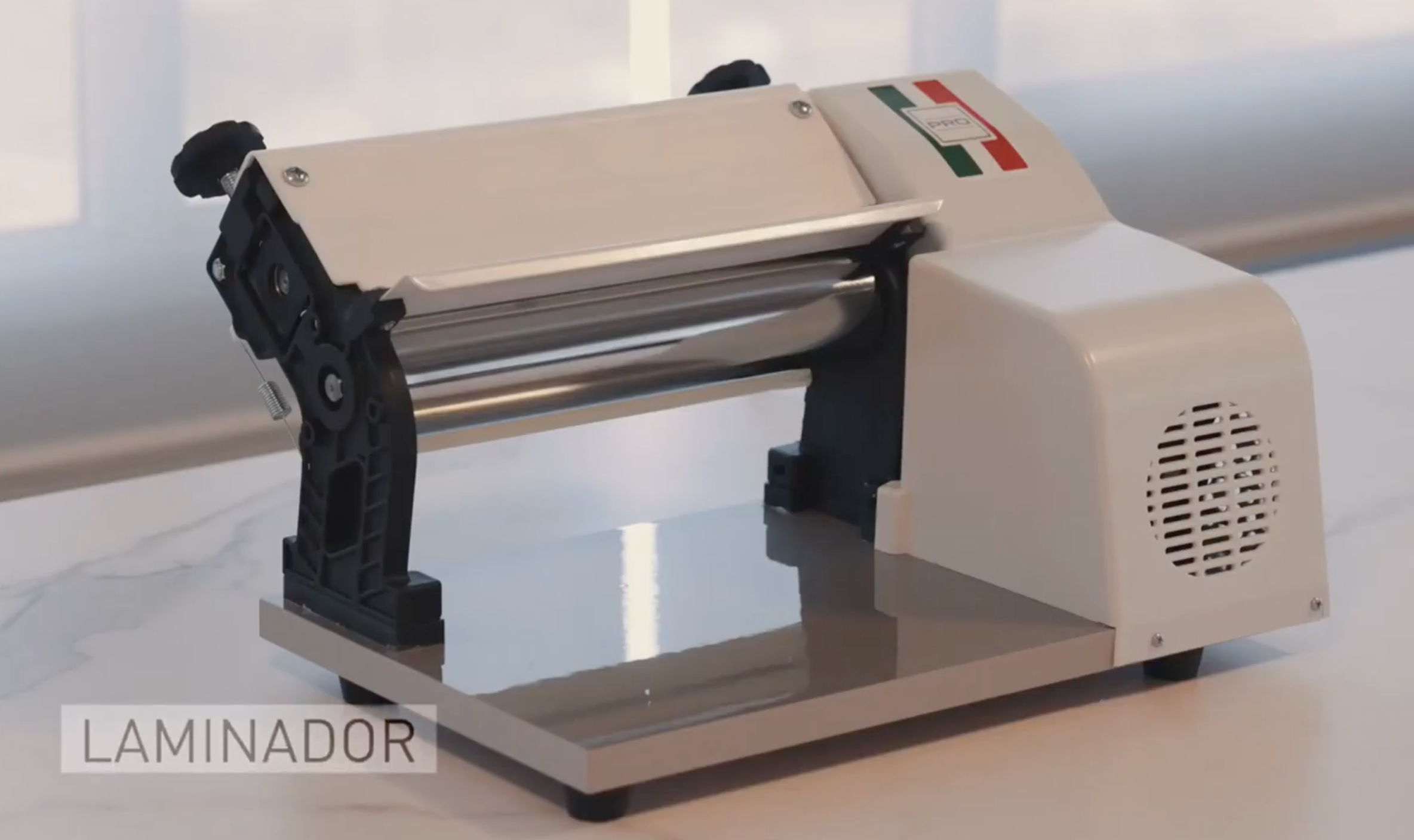 Cilindro Laminador de Massa Elétrico 28cm Anodilar Pizza Pão:110v | MadeiraMadeira