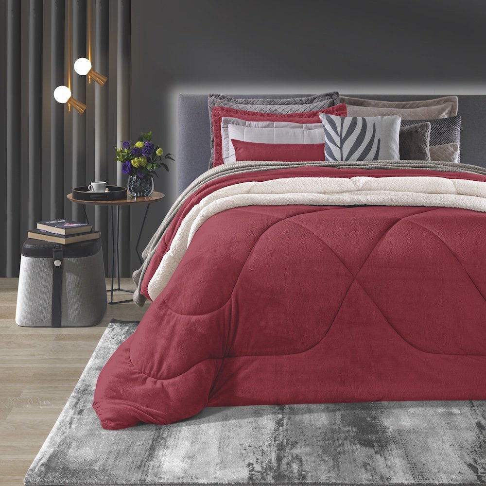 EDREDOM QUEEN PLUSH SHERPA VINHO TINTO | MadeiraMadeira