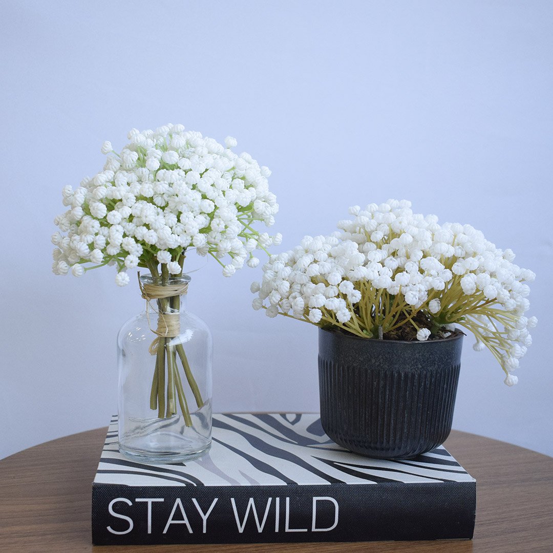 Arranjo Flor Artificial Mosquitinho Branca No Vaso Preto| Formosinha ...