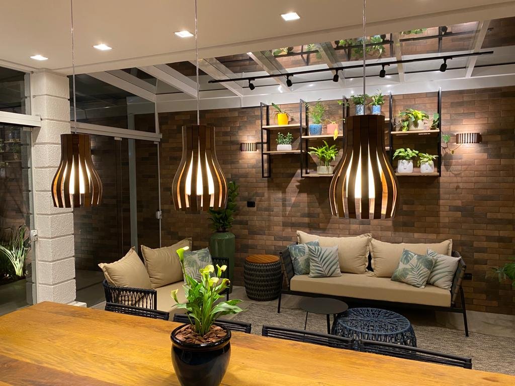 Lustre Pendente de Bancada Curvo na Madeira Imbuia 35x24 cm Wood ...