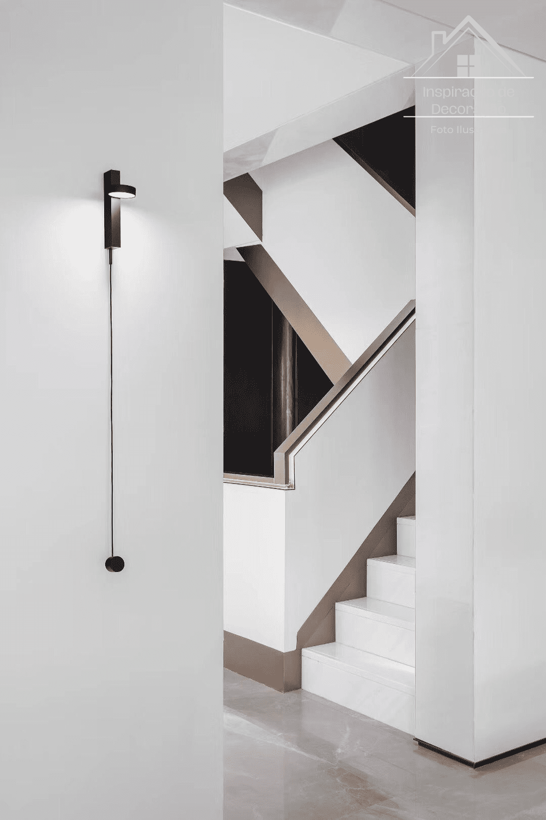 Rodapé Invertido Vytis em Aluminio com Aba para LED 62mm x 13mm ...