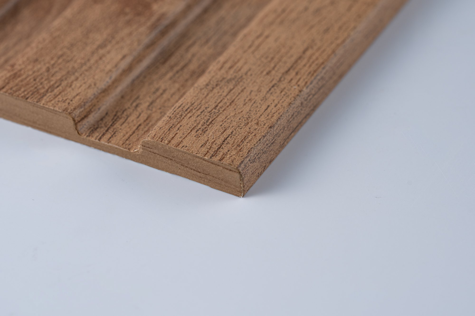 Placa Ripada de MDF Modular Leve 14x60cm com fita 3m ripado:Marrom ...