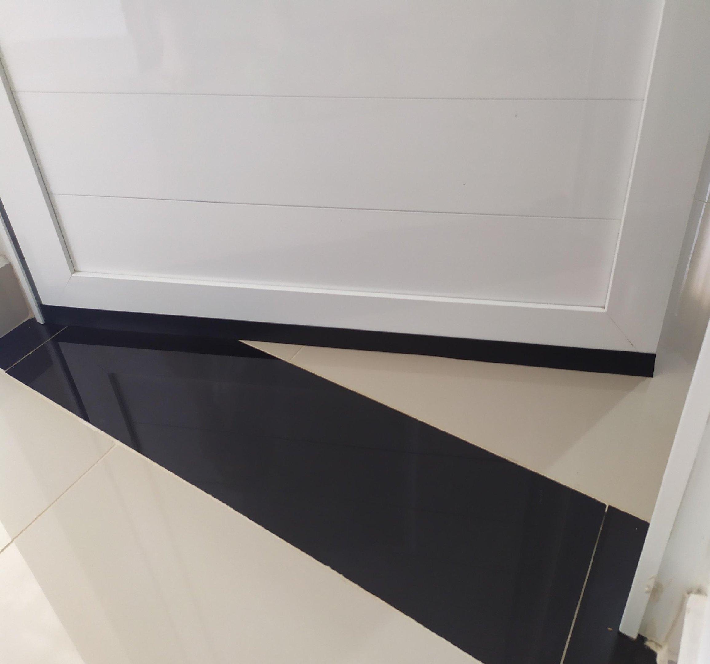 Veda Portas E Janelas 2,50 Cm De Altura, Preto, 4 Metros | MadeiraMadeira