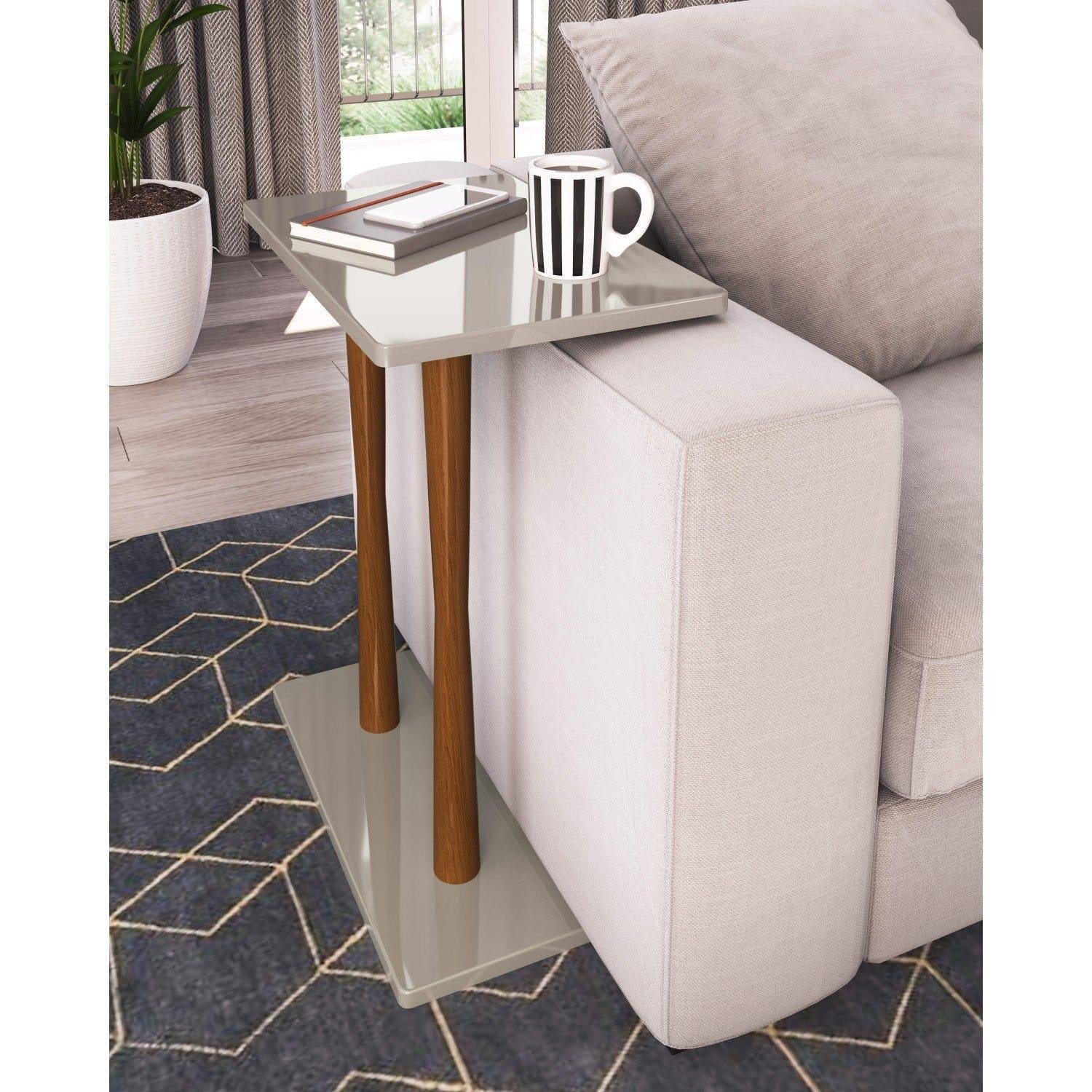 Mesa Fendi Para Encaixe Lateral Na Cama Com Pês Torneados | MadeiraMadeira