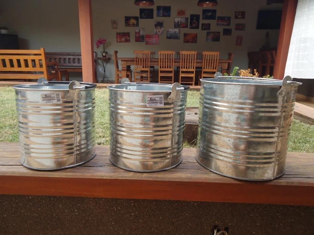 Balde De Água Aço Galvanizado 20 Litros Com Alça Revestida | MadeiraMadeira