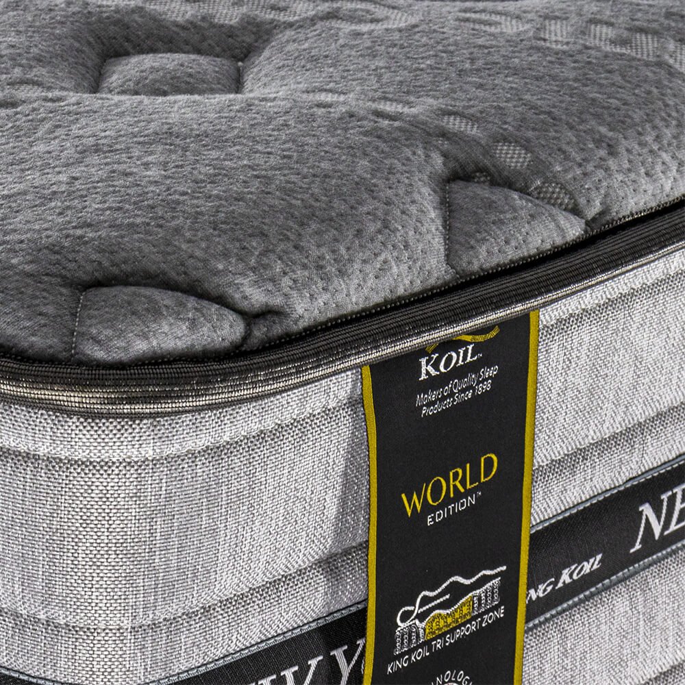 Cama Box Baú com Colchão Casal Látex New York World Edition Plush King Koil 138x188 | MadeiraMadeira