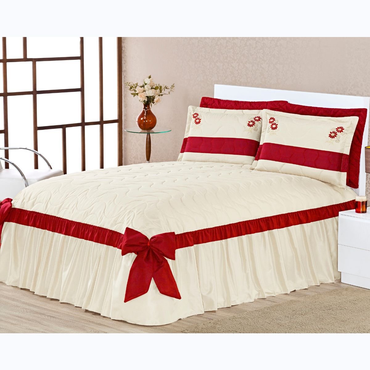 Colcha Cama Queen 3 Peças Bordada Babado com Laço Bella:Palha ...