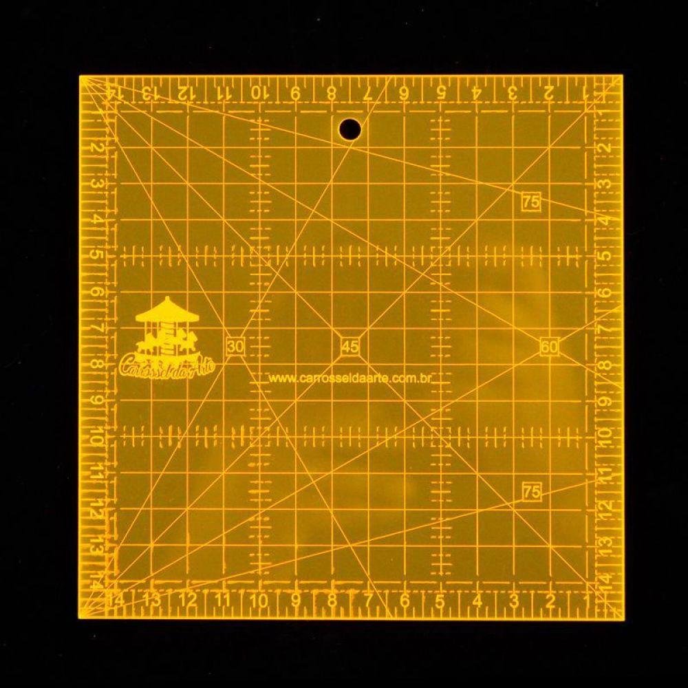 Régua para Patchwork 15x15cm | MadeiraMadeira