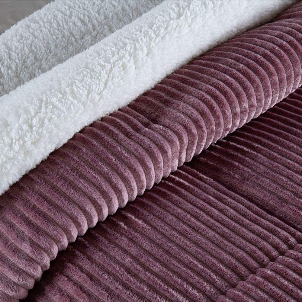 Edredom Coberdrom Queen Sherpa e manta Canelada - Rosê Casa Show ...