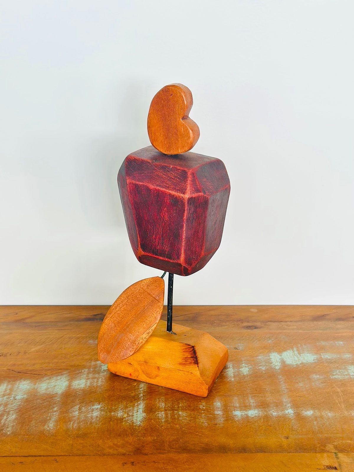 Escultura Caju em Madeira - Decoração Artesanal de Sergipe | MadeiraMadeira