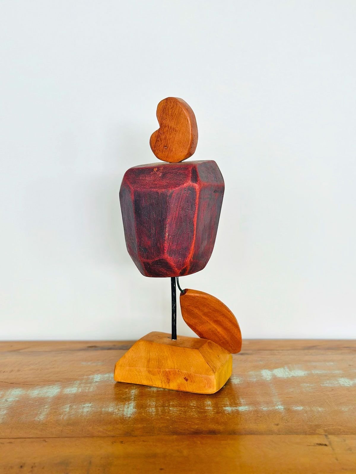 Escultura Caju em Madeira - Decoração Artesanal de Sergipe | MadeiraMadeira