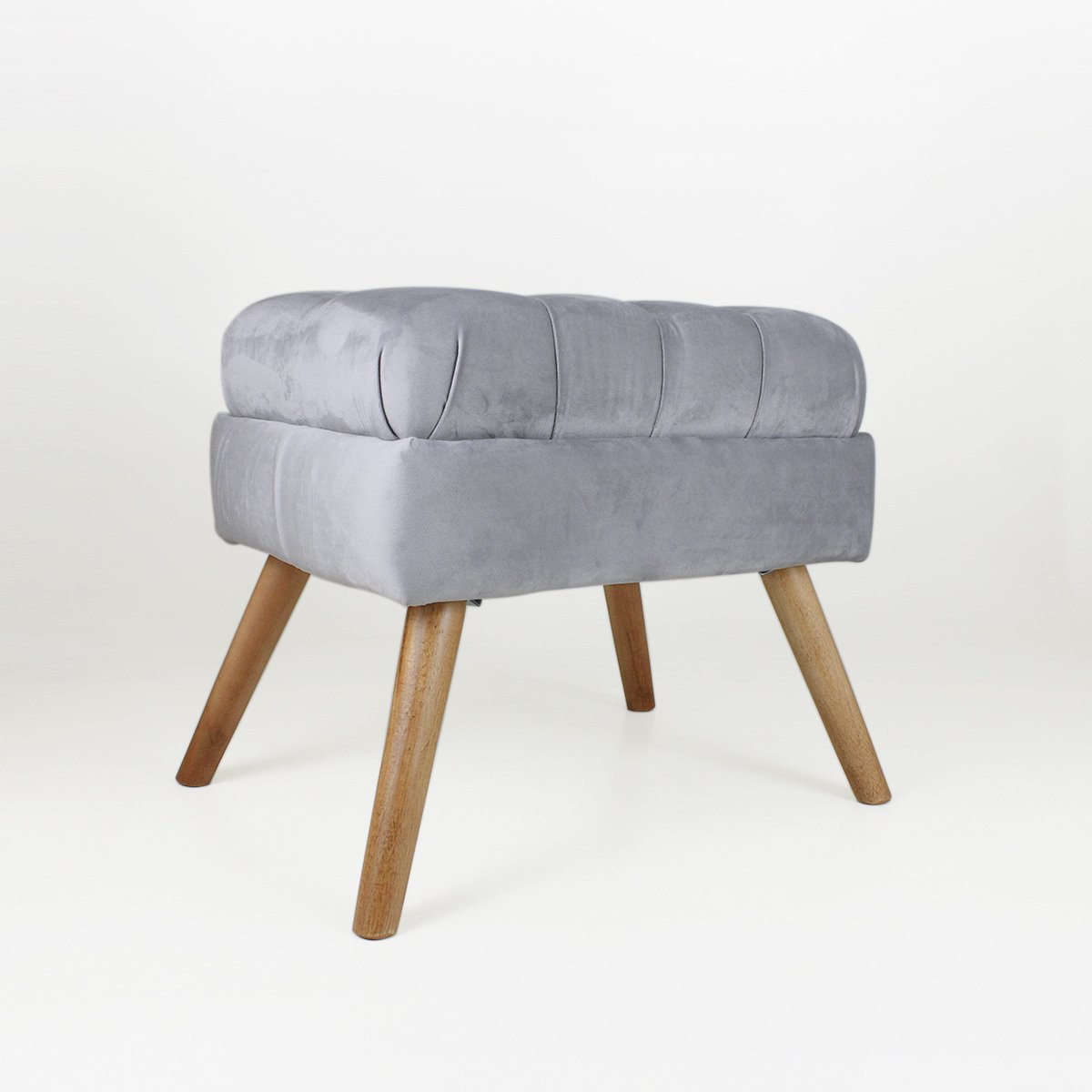 Puff de Veludo Apoio de Pés para Sala - Prata | MadeiraMadeira