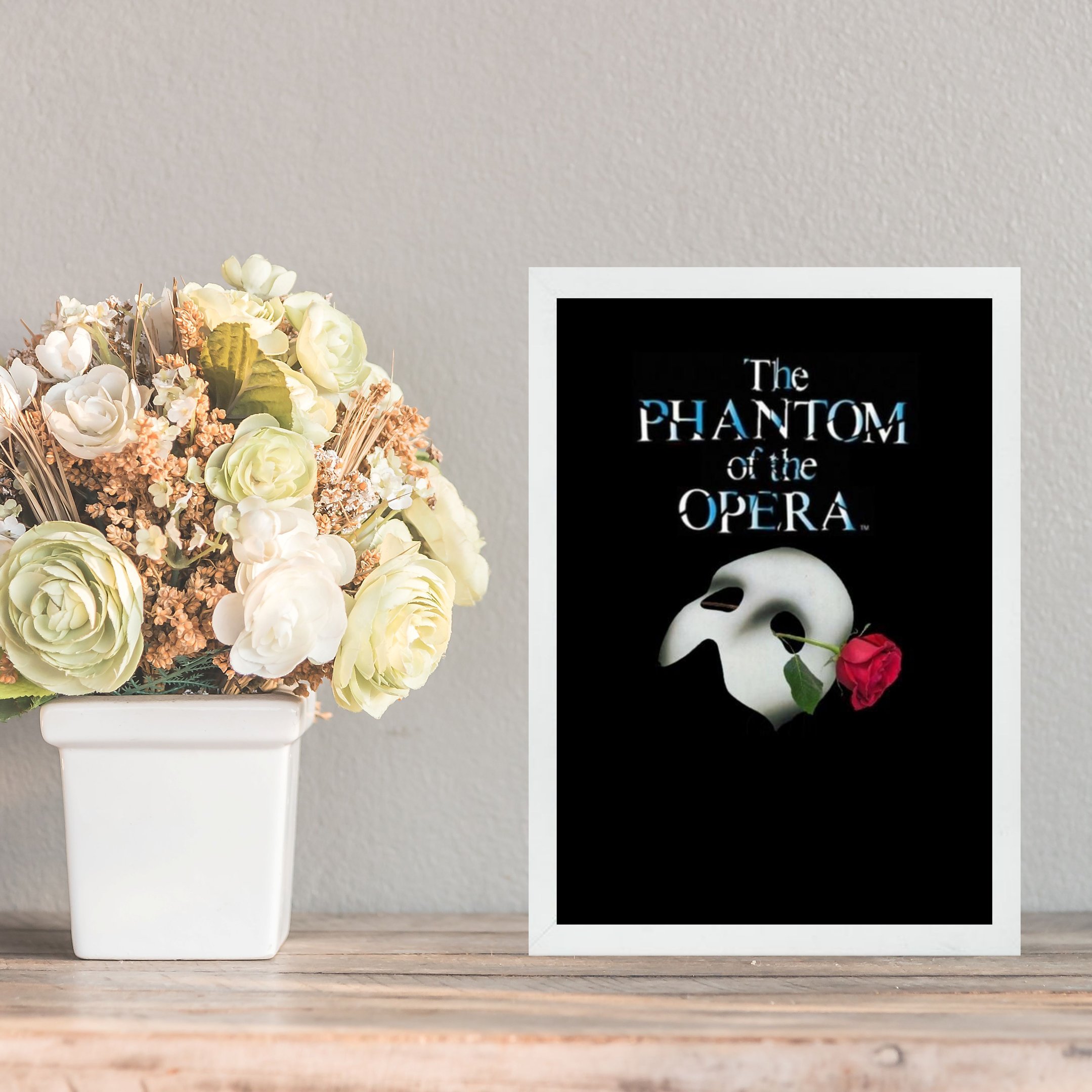 Quadro Decorativo o Fantasma da Ópera - Poster 24x18cm:moldura Branca ...