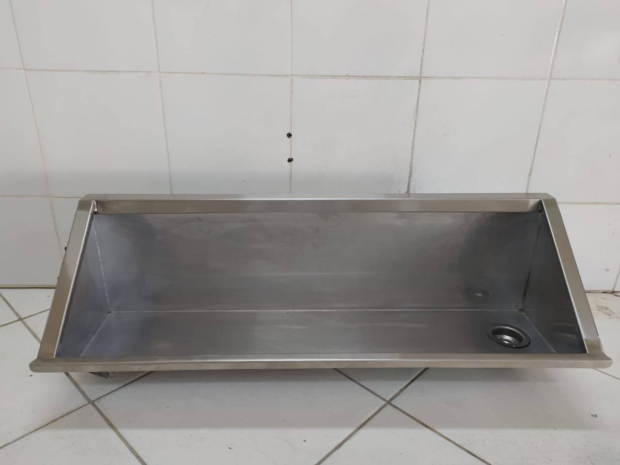 MICTORIO INOX 140x025x040 PORTINOX MESA INOX | MadeiraMadeira