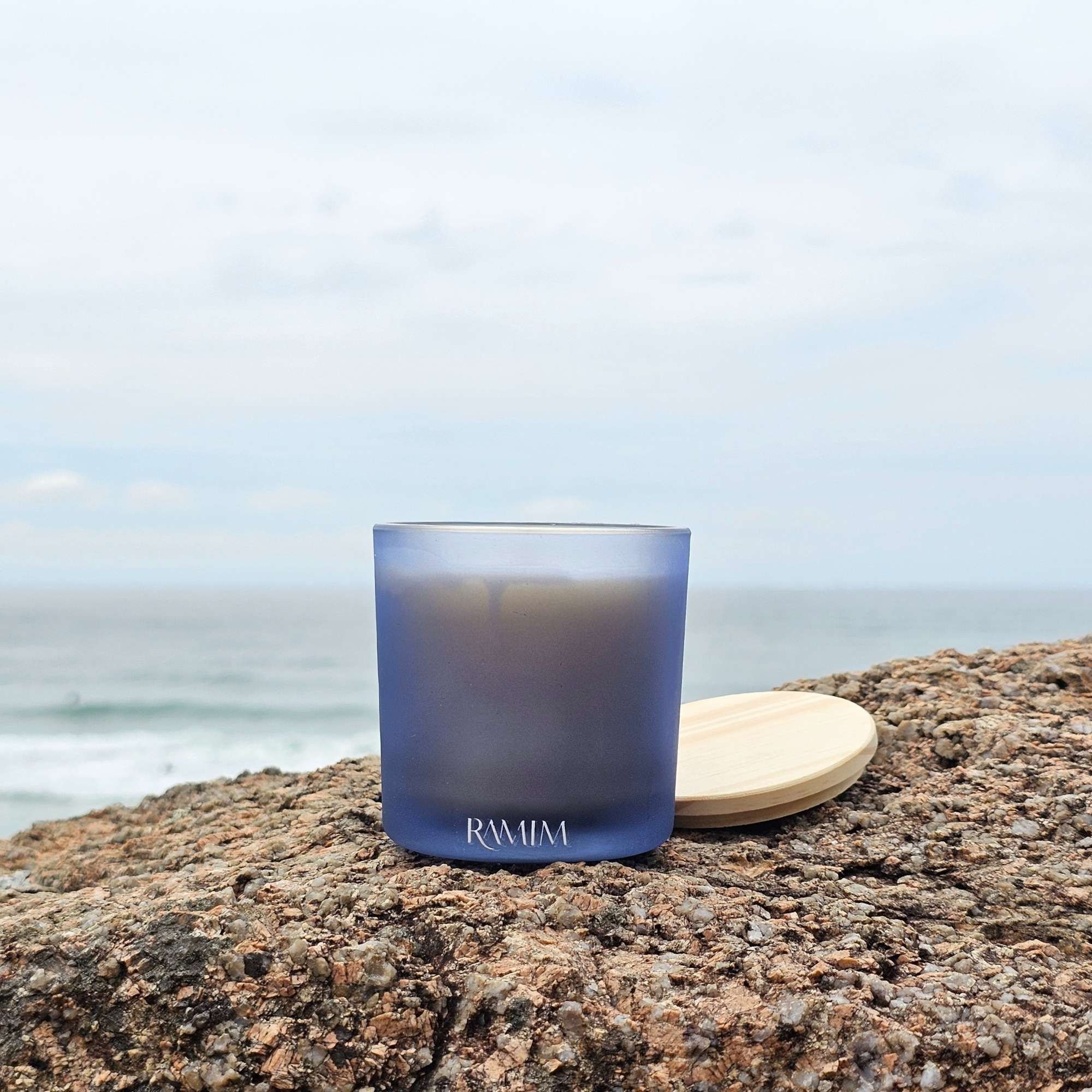 Vela Aromática Premium 190g Azul Oceano | MadeiraMadeira