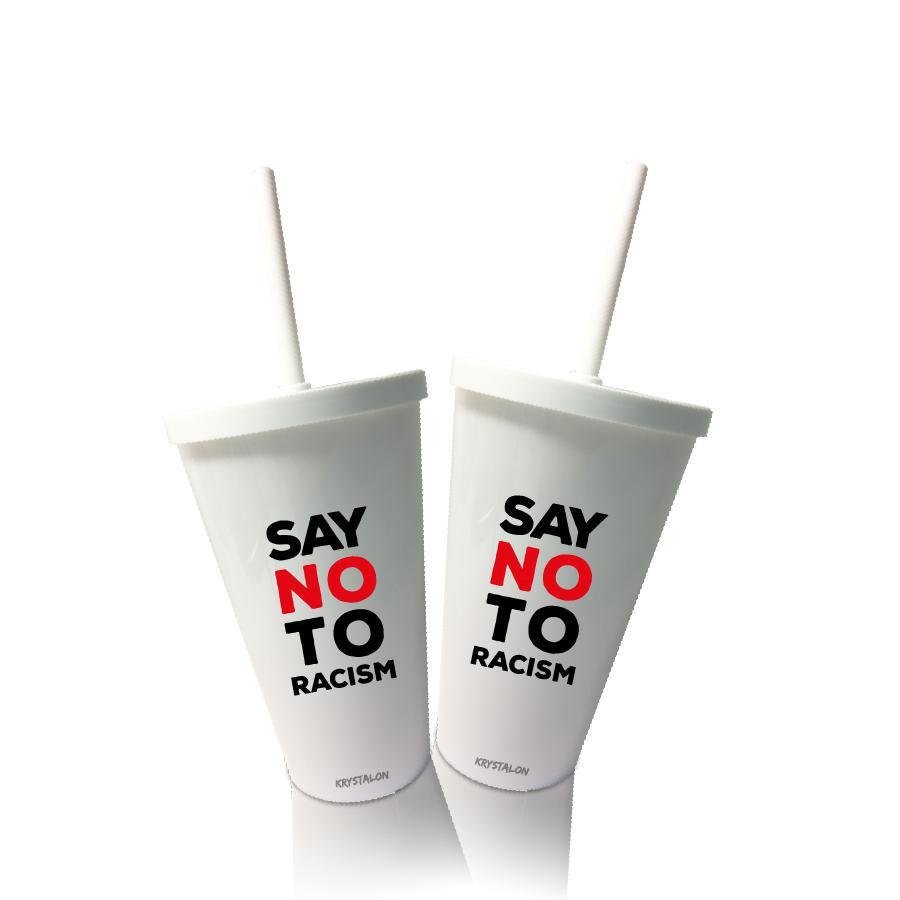 Kit 2 Copos Com Tampa E Canudo Branco Say No Racism | MadeiraMadeira