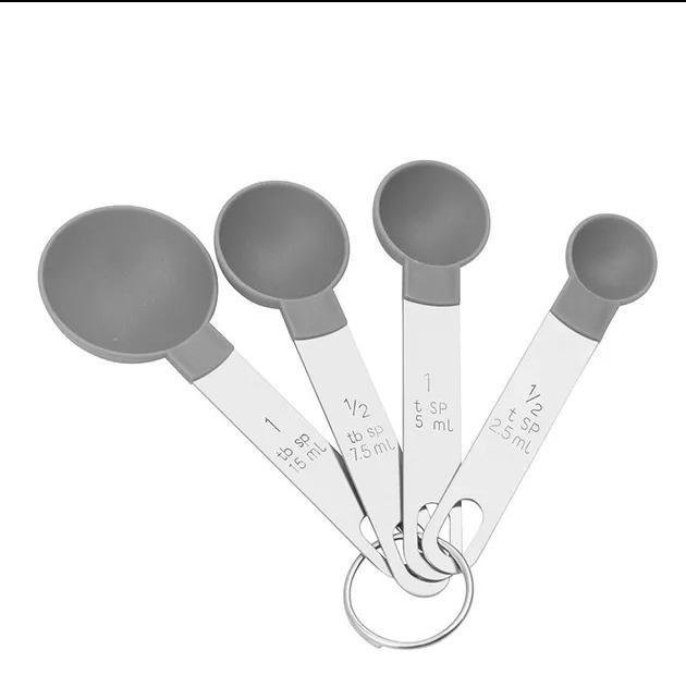 Conjunto Copo Medidor + Colher Medidora Cinza | MadeiraMadeira