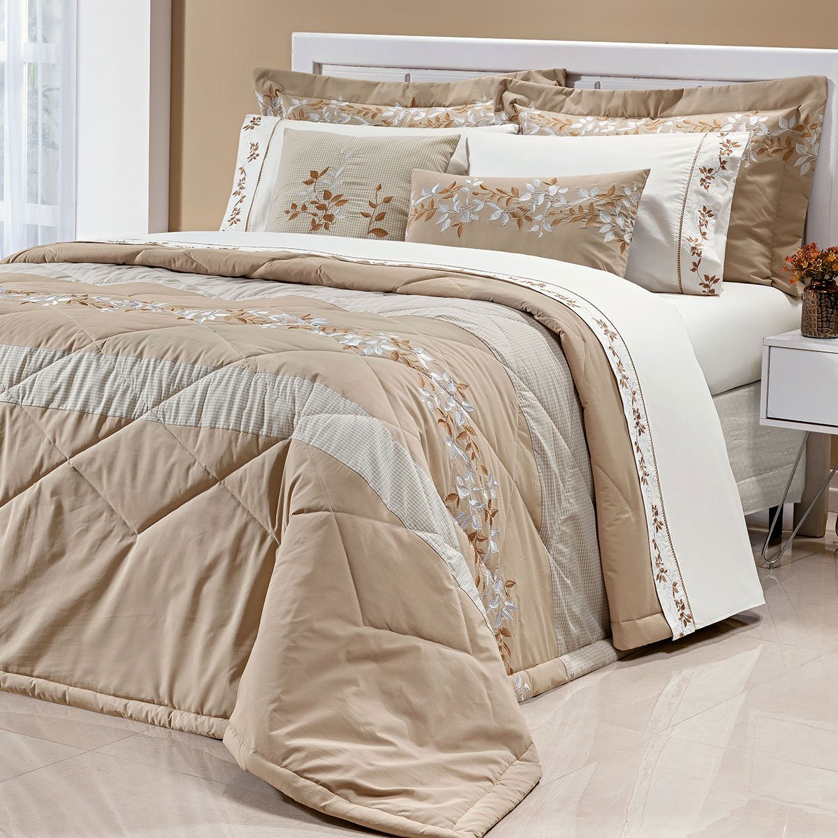 Colcha Cama Queen Size Bege 100% Algodão 200 Fios 7 Peças | MadeiraMadeira
