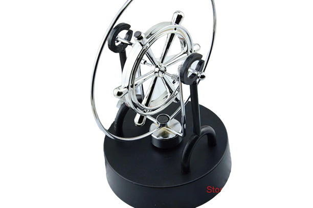 Pêndulo Cinético Móbile Giratório Roda de Leme | MadeiraMadeira