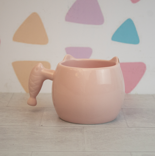 Caneca de Porcelana Cat Loves Fish - Rosa | MadeiraMadeira